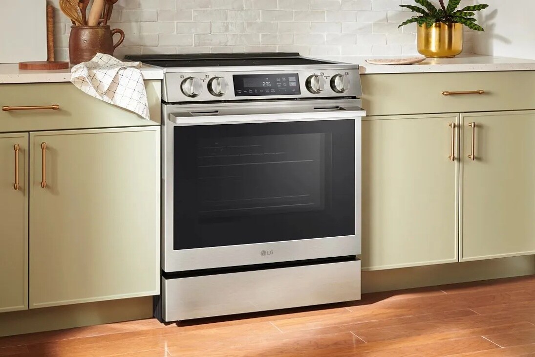 SPT Mr. Induction 3520-Watt 220-Volt Built-In Or Countertop Commercial ...