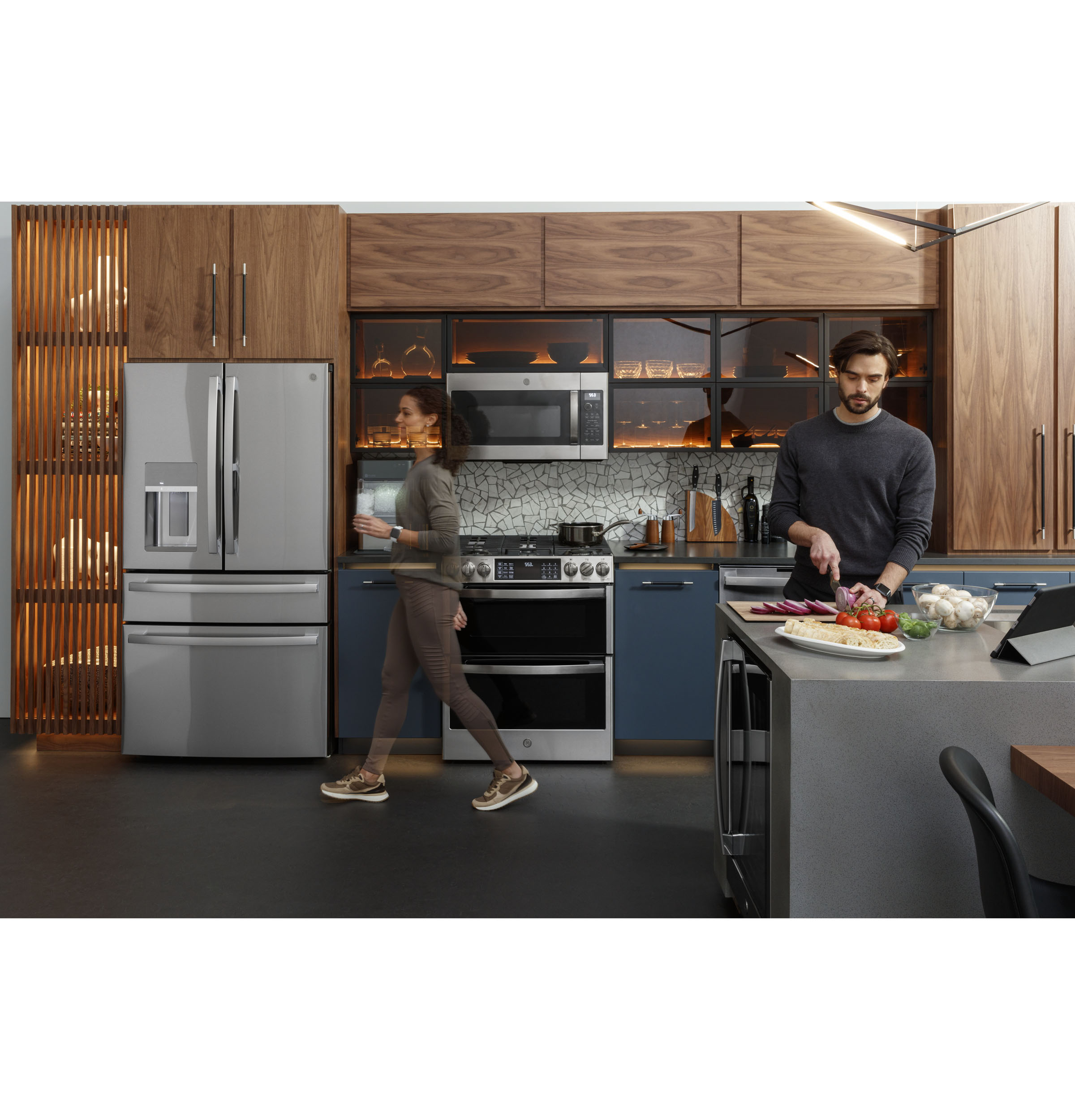 GE Profile - PVD28BYNFS - GE Profile™ ENERGY STAR® 27.9 Cu. Ft. Smart ...
